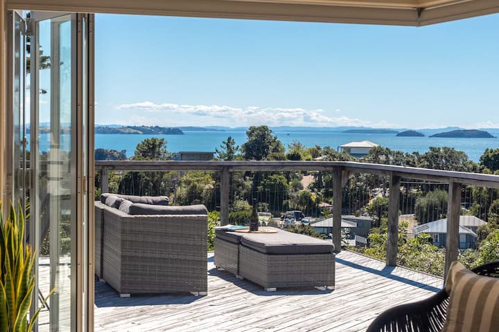 Hekerua Bay Retreat - Palm Beach Coastal Views - Waiheke Island