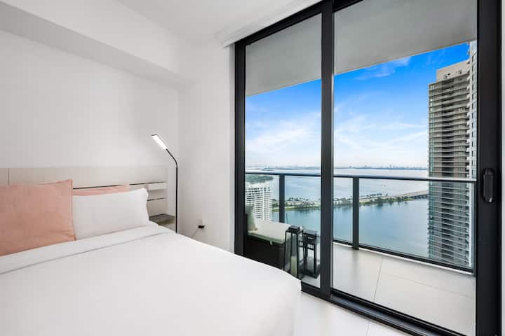 Paradise36 | Relax With Fabulous Views Of The Bay - Miami Beach, FL