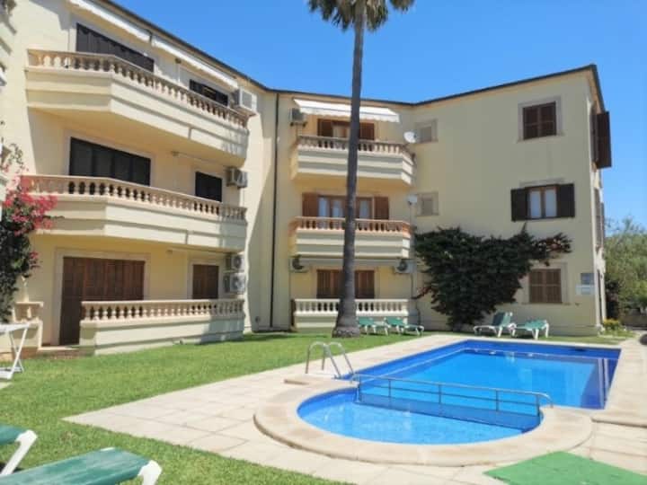Apartamento Con 3 Dormitorios Y Piscina Comunal - Port de Pollença