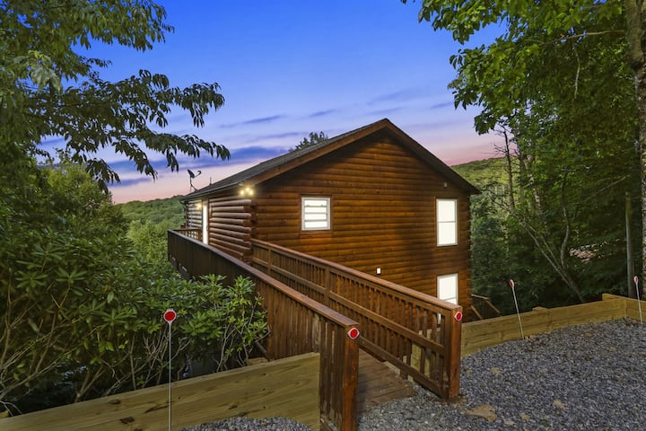 Multi-gen, Mtn View, King Beds, Games, Pack N Play - Beech Mountain, NC