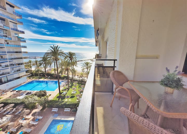 Skol 526 - Beachfront 1-bedroom Apartment With Sea Views - Marbella
