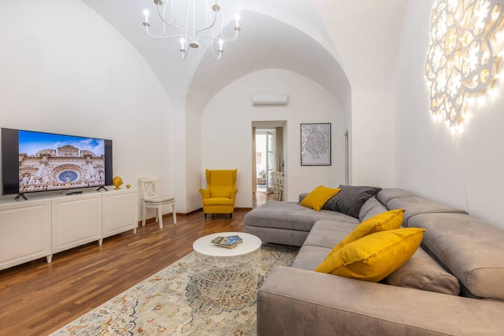 Corte Tiso, Demeure Dans Le Centre Historique De L - Lecce