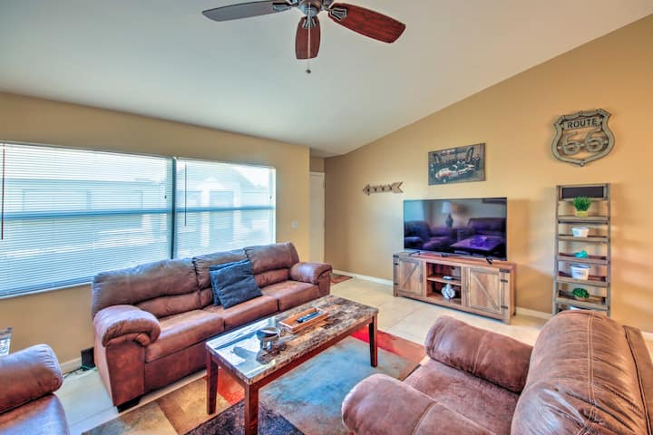Screened Porch + Pool Access: Cozy Sebring Condo - Lake Istokpoga, FL
