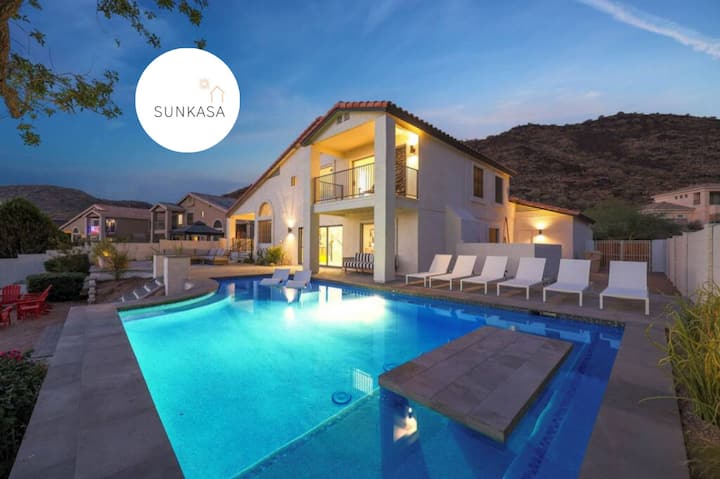 Villa Del Sol | Lakefront W/ Heated Pool + Hot Tub - USA