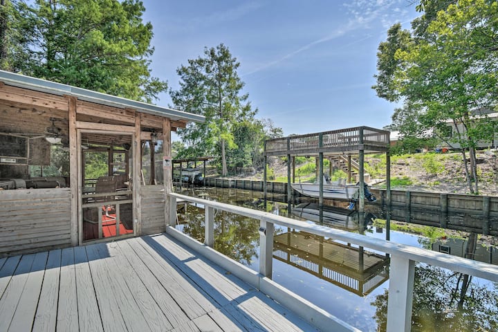 Peaceful Satsuma Escape W/ Dunns Creek Access - Lake Broward, FL