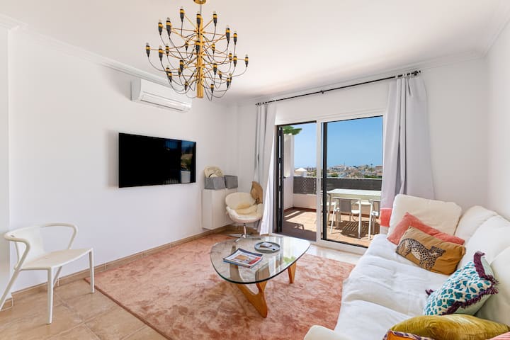 2 Bedroom Townhouse Close To Burriana Beach - Nerja