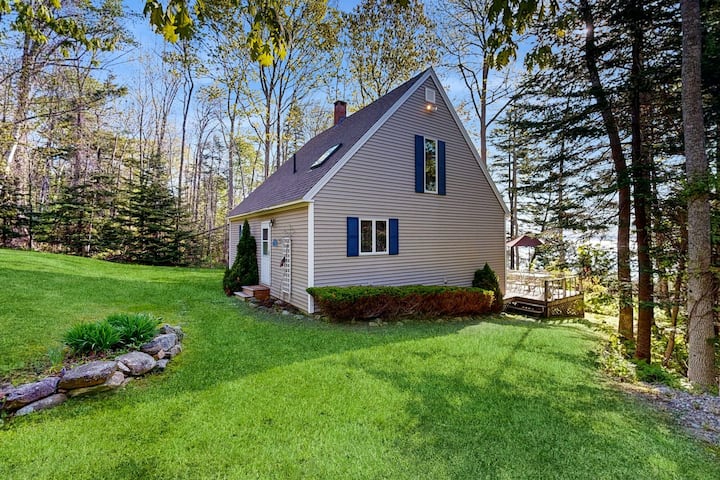 3br Oceanfront | Deck | Washer/dryer - Camden, ME