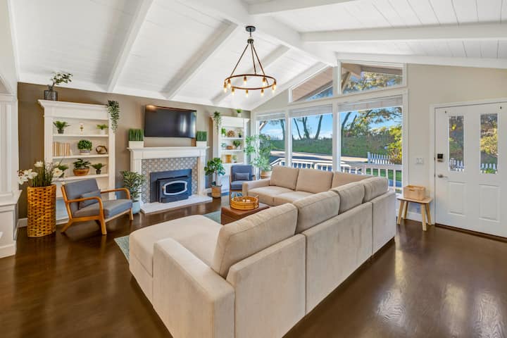 Family Getaway Villa - La Selva Beach, CA