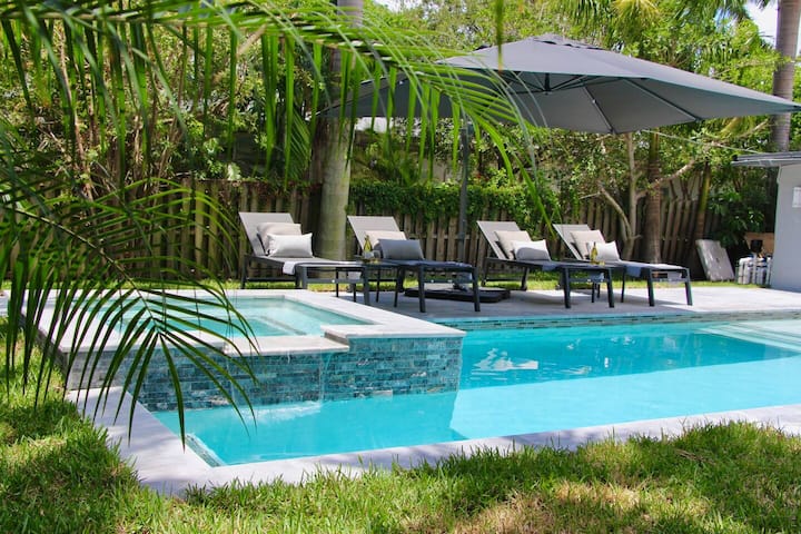 Friendly Fox-heated Pool And Spa-downtown & Beach - Fort Lauderdale, FL