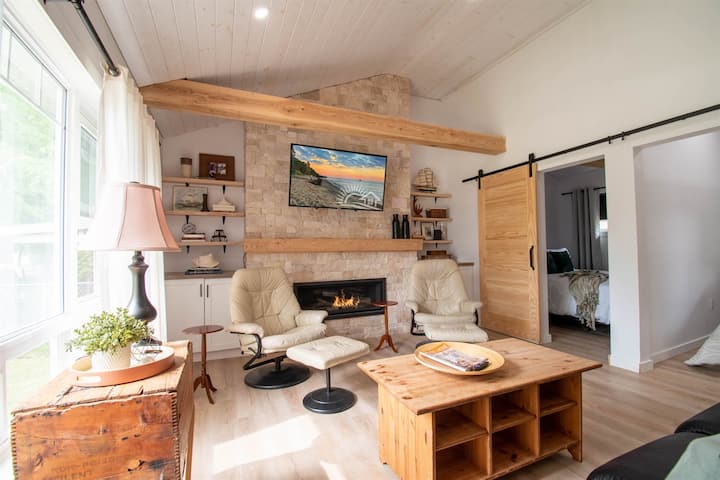 A Wave From It All, Close To Lake Huron & Bayfield - Bayfield