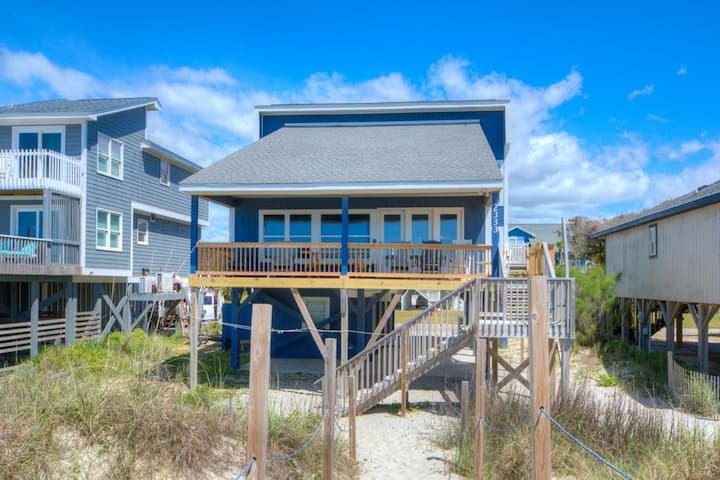 Barefootin' B's - Oak Island, NC