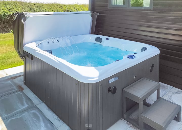 Richards Lodge - Hinckley