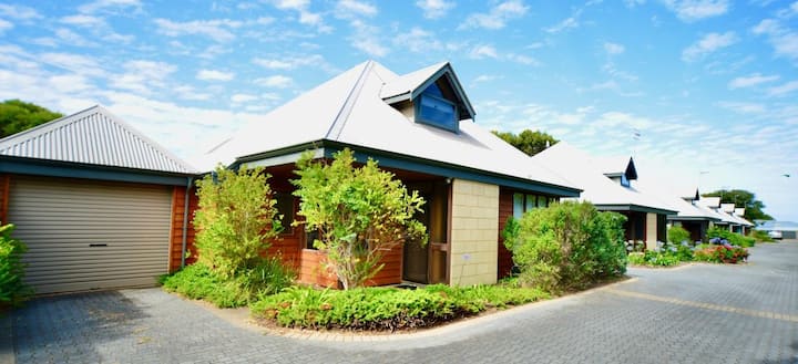Cowrie Chalet - Close To The River And Town - Augusta