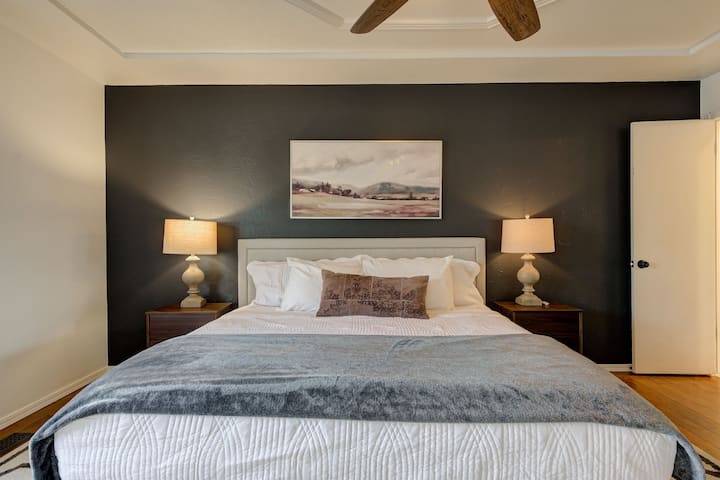 Family Home ~ 4 Bedroom 3 Bath By Oc - Edmond, OK