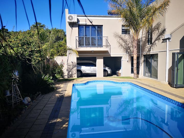 Modern 3 Br Retreat*swim Pool*15 Min From Town - Western Cape