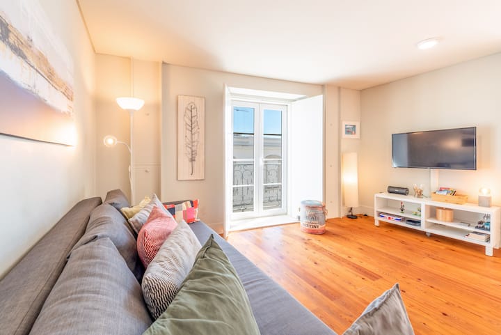 Guestready - Apt Moderne Près De Bairro Alto - Lisbon