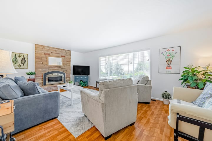 Welcoming 2br Oceanview Dog Friendly - Brookings, OR