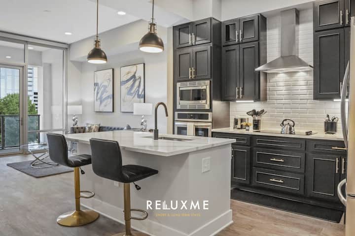 Reluxme | Uptown-high Rise W/ Stunning Views - Charlotte