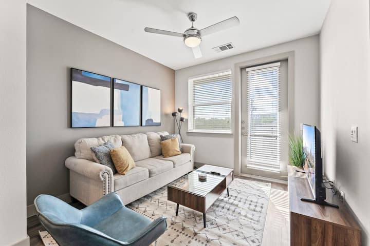 Trendy 1br King Suite Close To Dt W/ Fast Wifi - Austin, TX