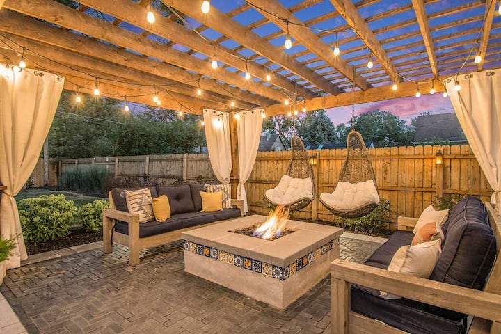 Stunning Yard! Wood-fired Pizza Oven In Dundee! - Omaha, NE