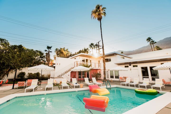Shared Pool • Hot Tub • Kitchenette | Palm Springs - Palm Springs