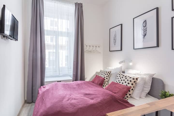 Tiny, Charming & Perfectly Located Studio - Budapeste
