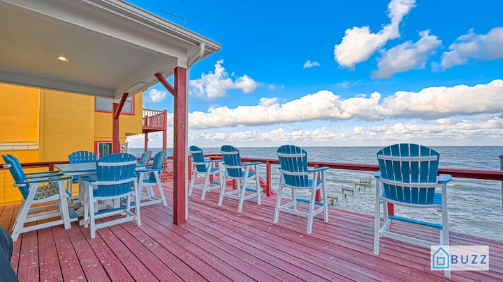 Bayview, Waterfront, Hot Tub, Fishing, Sleeps 14 - Seabrook, TX
