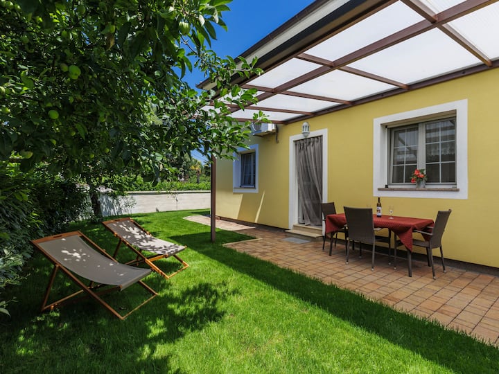 Nino By Interhome - Poreč