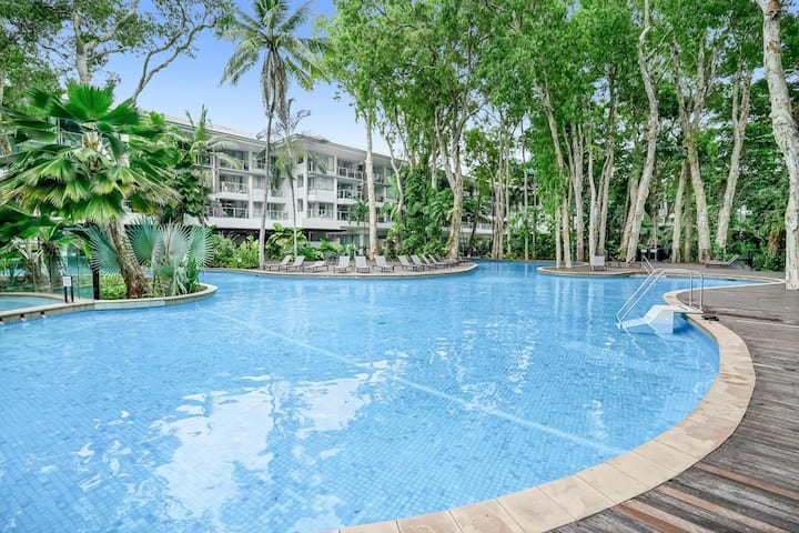 Belle Escapes - Drift Beachfront Resort Suite 4101 - 棕櫚灣