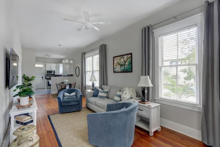 The Broad House, Historic | Renewed | Cozy - Savannah, GA