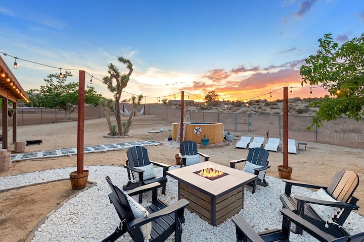 Alana House-pool,hot Tub,fire Pit, Walk To Hikes! - Joshua Tree, CA