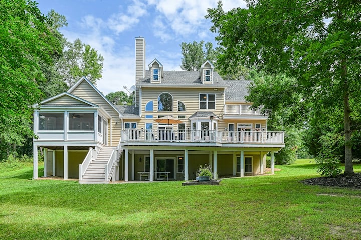 5br Lakefront With Private Beach, Dock & Deck - アンナ湖, VA