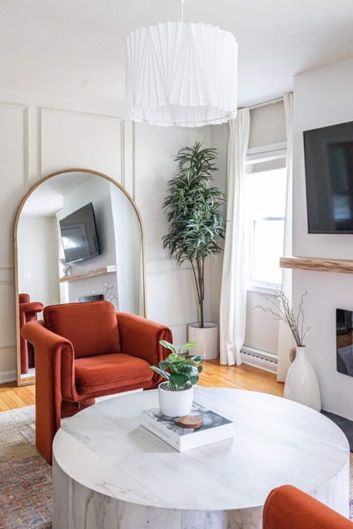 Luxury Relaxing Stay 1mile From Notre Dame - South Bend, IN