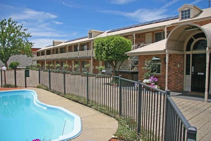 2 Bedroom For 4 Guests With 1 Queen & 2 Single Bed - Wangaratta
