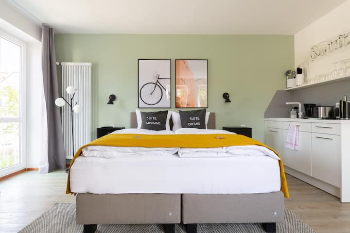 Limehome Garching | Suite S + Balcony (28+ Nights) - Ismaning