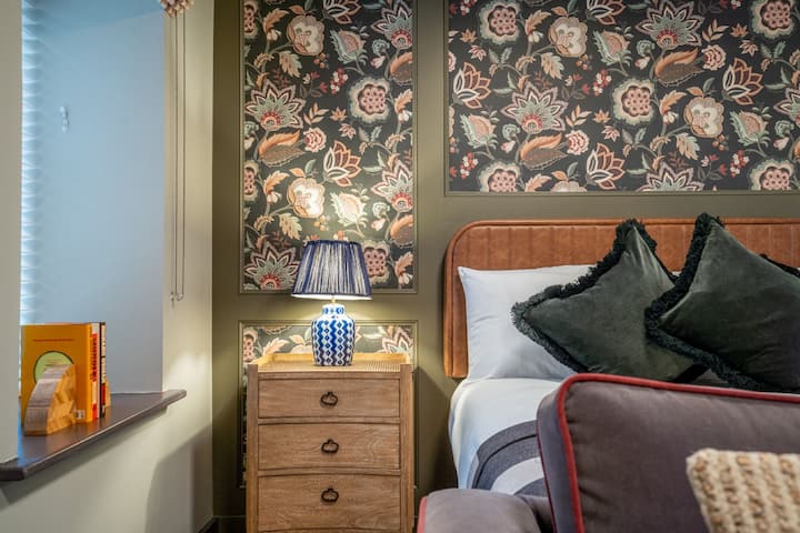 The Falcon - Apartment 6 - York