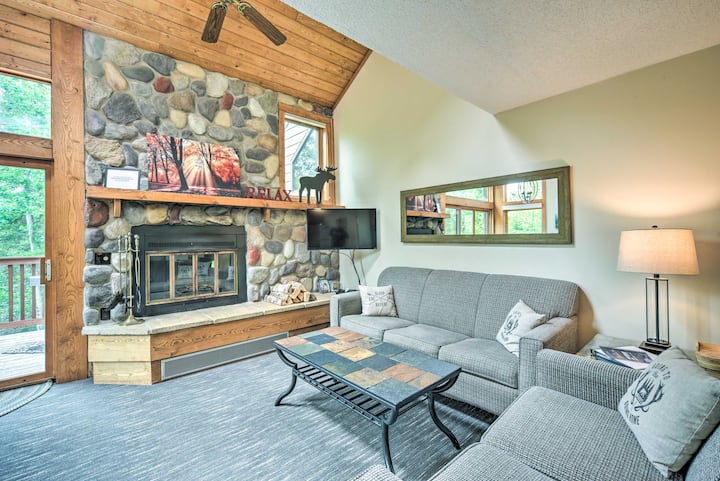 Lutsen Mountains Retreat W/ Resort Amenities! - Lutsen, MN