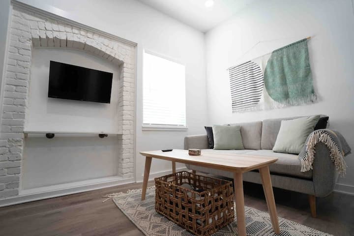 Oceanside 2 Bd Unit Jax Beach. Walk To The Beach - Atlantic Beach, FL