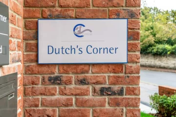 Citystay Living Dutch's Corner One Bedroom - Cambridge