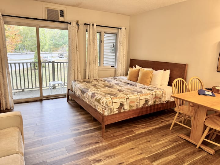 Resort Studio Apt W/pools, Hot Tub, Sauna - Loon Mountain, NH
