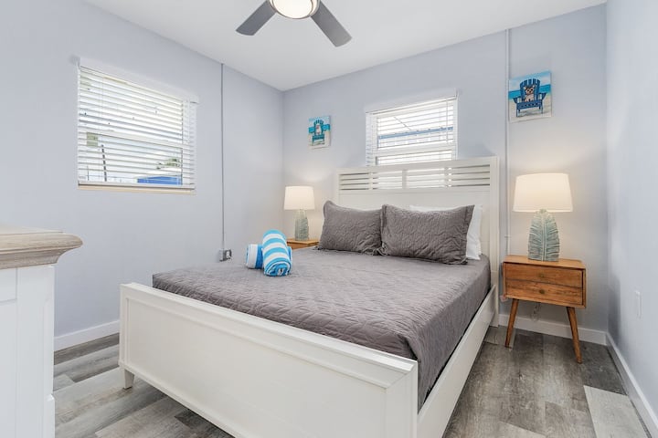 171 C Stylish Villa W/ Pool, Beach Access - 邁爾斯堡海灘