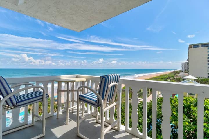 Updated Oceanfront 2 Br Condo. Stunning Views! - Ormond-by-the-Sea, FL