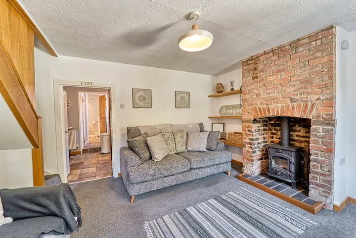 Host & Stay | London Road Cottage - Worcester, UK