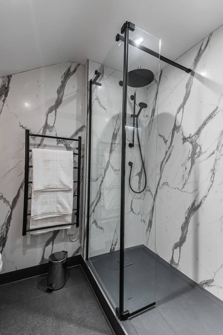 Super King Or Twin - Macclesfield