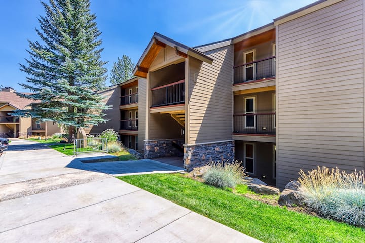Treetop 1br Mountainview 3rd-floor | Balcony - Oregon