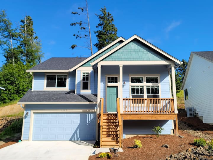 Ocean Highlands Hideaway - Tillamook, OR