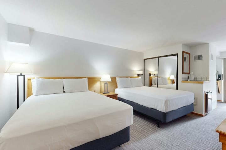Aspen Mountain Lodge 203: Walk To Lifts Studio - アスペン, CO