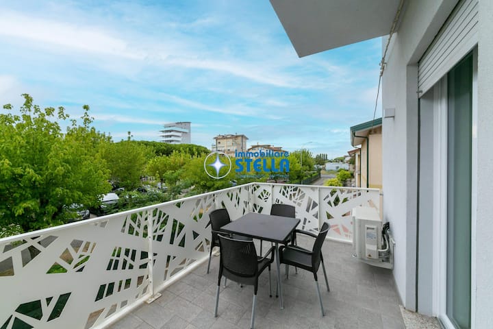 < Adele House > 50 Mt From The Sea - Jesolo