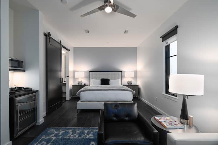 121 Hotel By Avantstay | 2br Superior Suite (203) - Nashville, TN