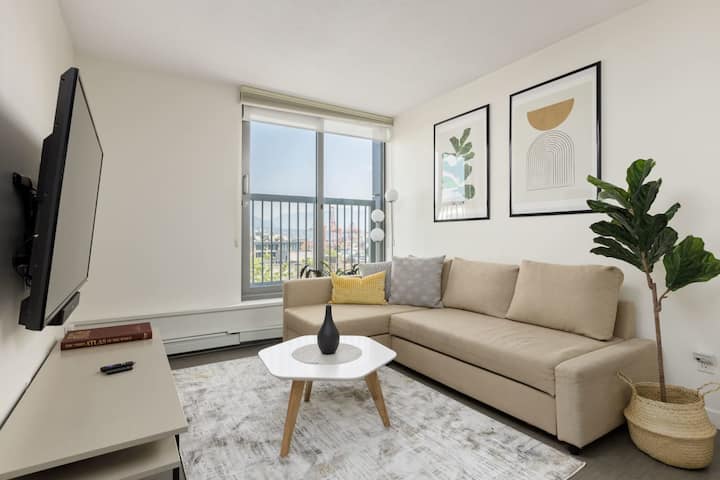 1br Stunning View In Dt Gastown (90 Days Min) - Vancouver